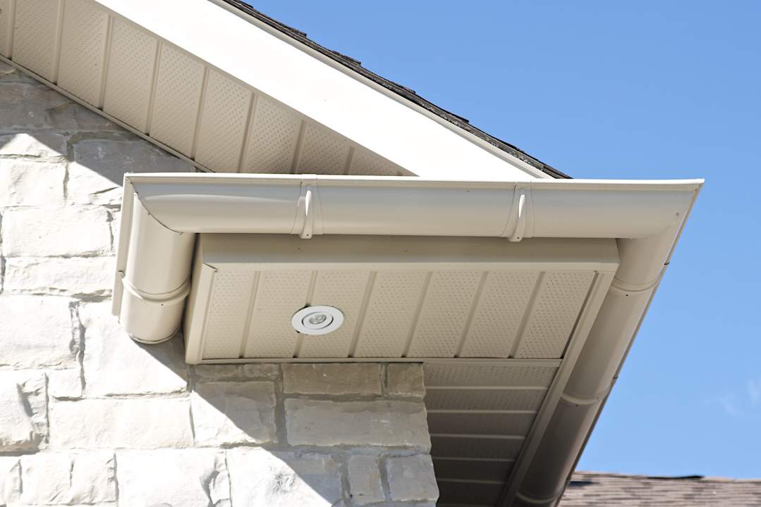 Roussel Eavestrough - Eavestrough, Siding, Copper Eavestrough