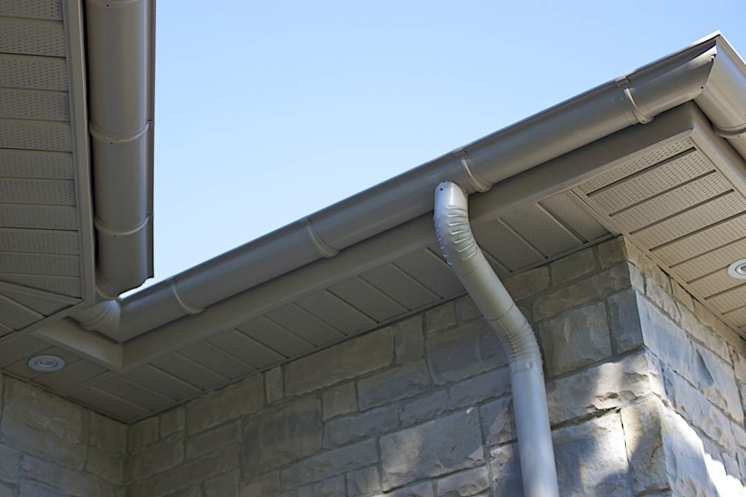 Roussel Eavestrough - Eavestrough, Siding, Copper Eavestrough