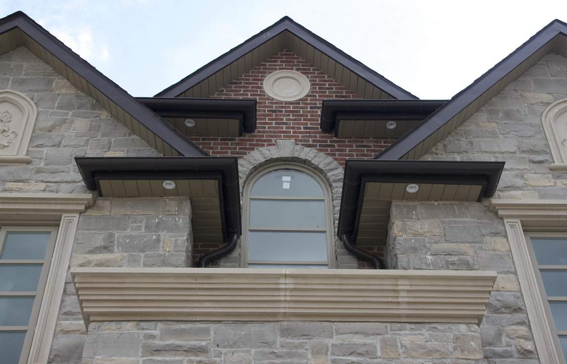 Roussel Eavestrough - Eavestrough, Siding, Copper Eavestrough