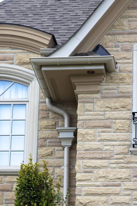 Roussel Eavestrough - Eavestrough, Siding, Copper Eavestrough