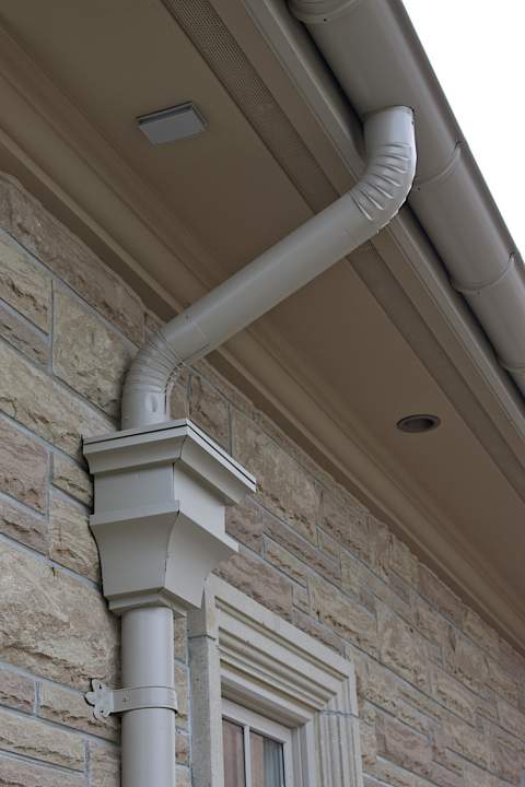 Roussel Eavestrough - Eavestrough, Siding, Copper Eavestrough