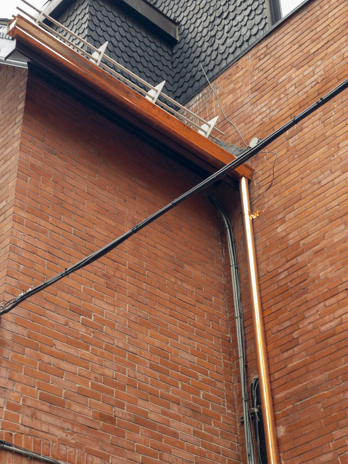 Roussel Eavestrough - Eavestrough, Siding, Copper Eavestrough